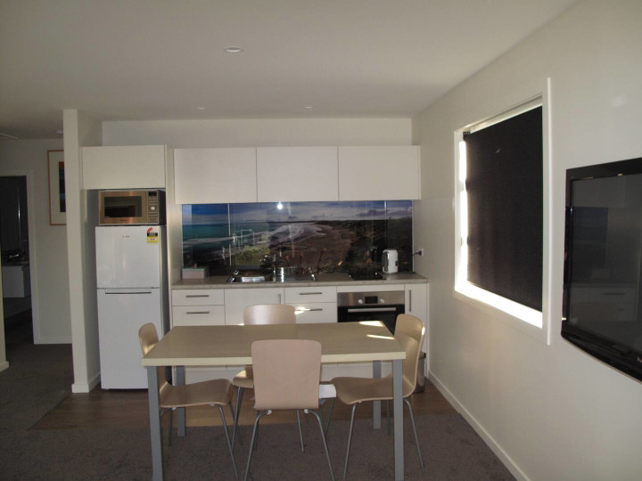 House By The Sea - Raglan