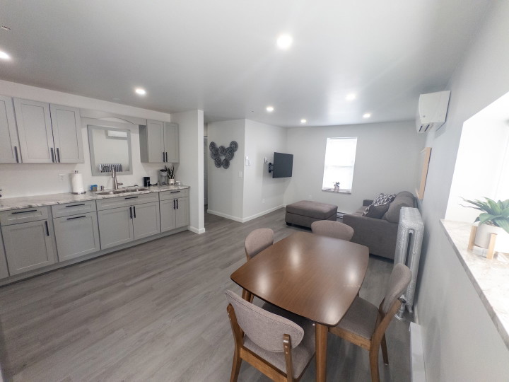 Modern Marvel Getaway- Renovated W/ac - Maine
