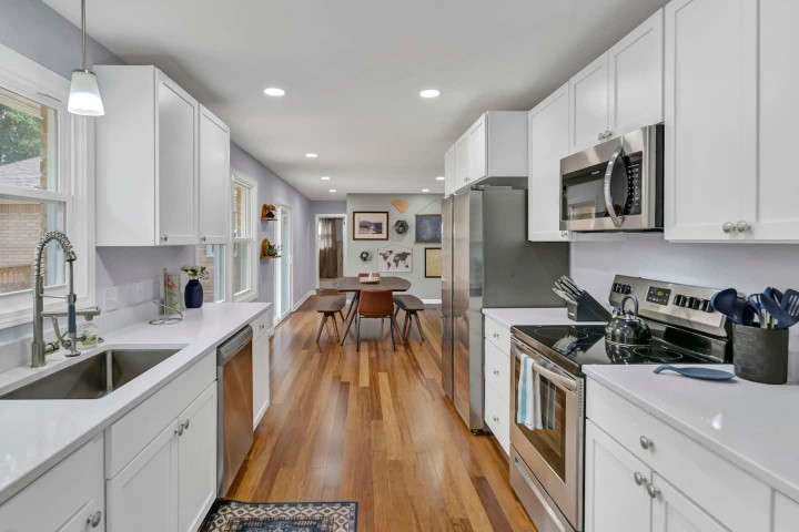 Robin's Nest In Weco W/ Garage & Deck | 4br 3br - Saint Andrews, SC