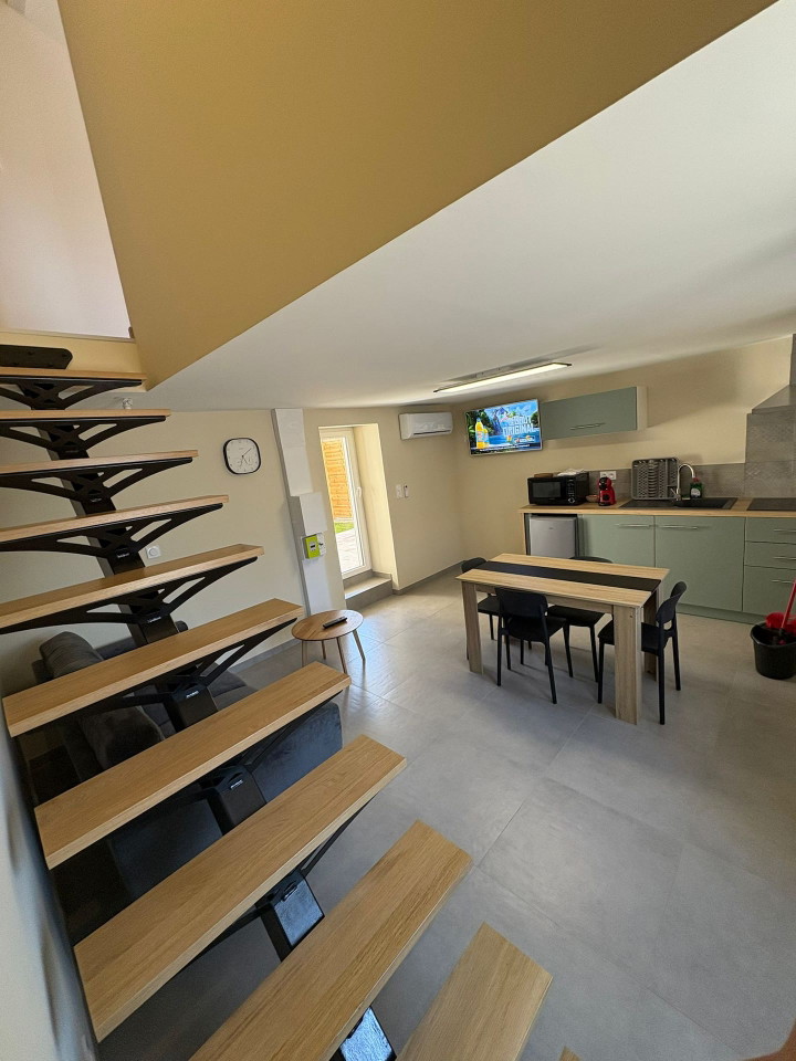 Appartement, Terrasse, Place De Parking Privée - Lure