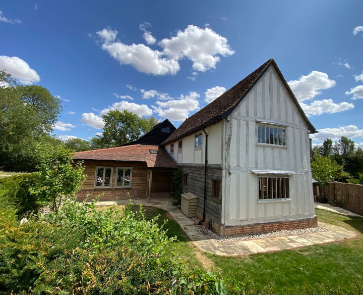 Tudor Barn - Luxury Barn Conversion In Wimbish - Cambridgeshire