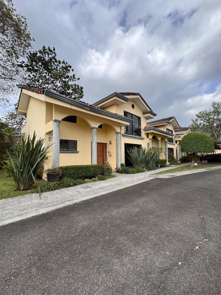 Perfect Location In Escazu, Condo #5 - San José