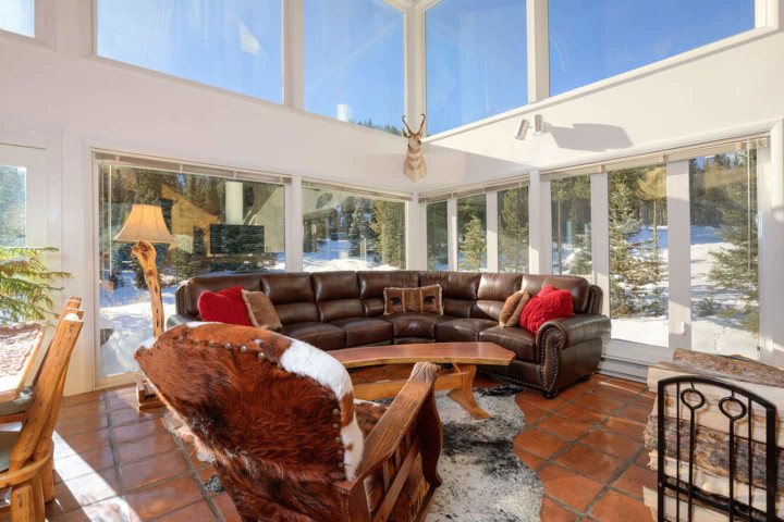 Ski In/out Home W/hottub, Sauna, Fireplace & Views - Big Sky, MT