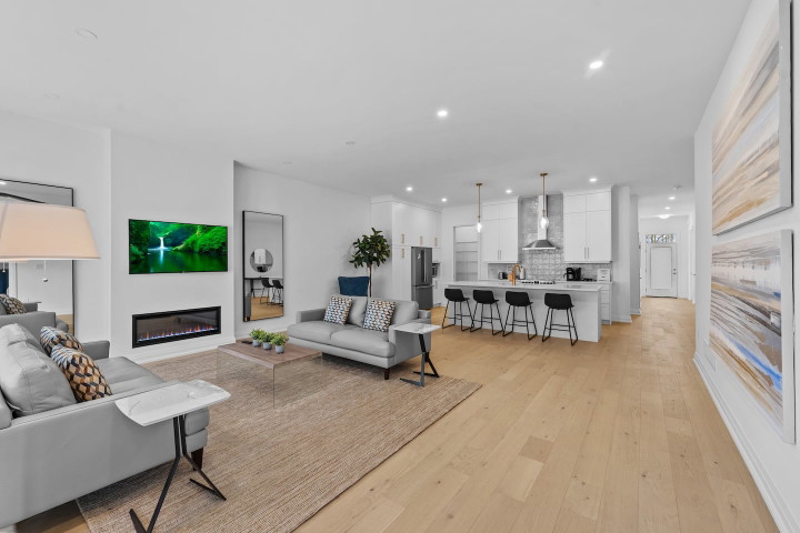 Modern 3-bedroom Home, 10 Mins To Falls & Golf - Niagara Falls