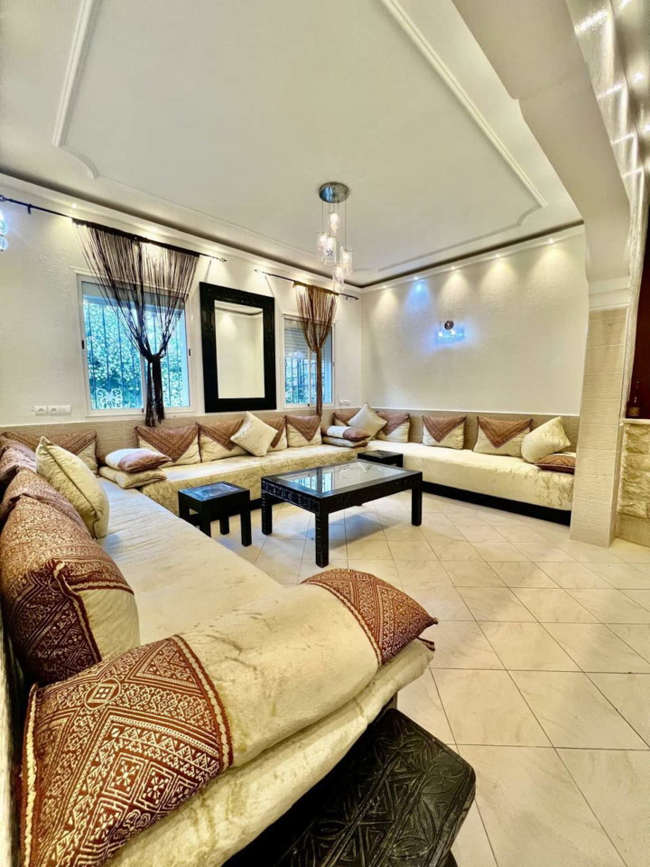 Appartement De Luxe En Plein Centre Ville - Ifran