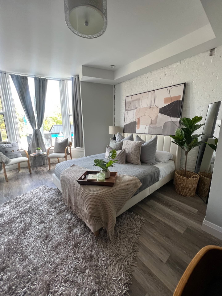 Downtown London Studio - London