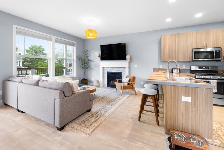 Steps To Beach, Dining & Coffee + Ev Charger - Pacific City, OR
