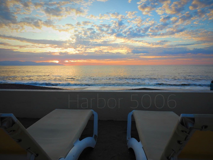 Beachfront Condo Harbor 171 South Tower - Puerto Vallarta