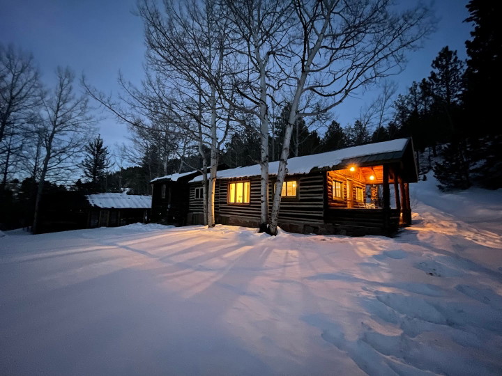 Sleepy Hollow Retreat With Hot Tub + Barrel Sauna - Allenspark, CO
