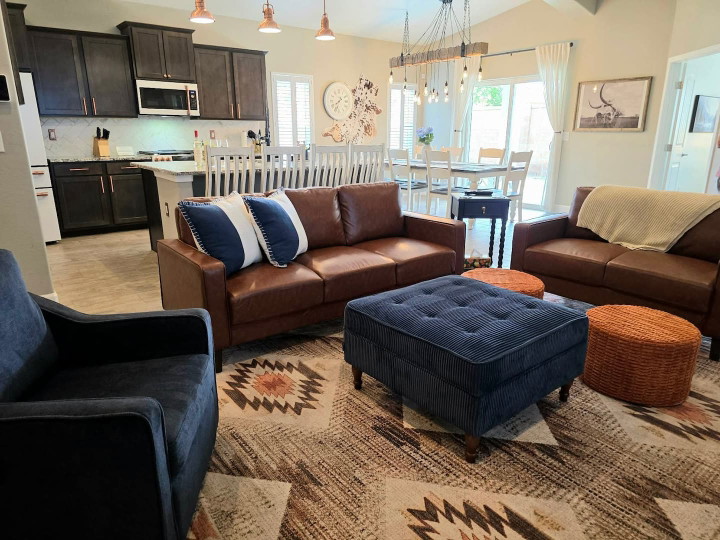 Still Waters Home | Cozy + Clean | Long Stay Ready - Hobbs, NM