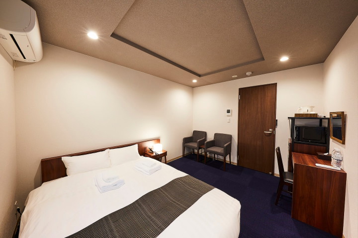 Yuzi's Apartment, 3-minute Walk To Kiyomizu-gojo Station, 10-minute Walk To Kawaramachi, With A Washing Machine And Kitchen... - Kyoto