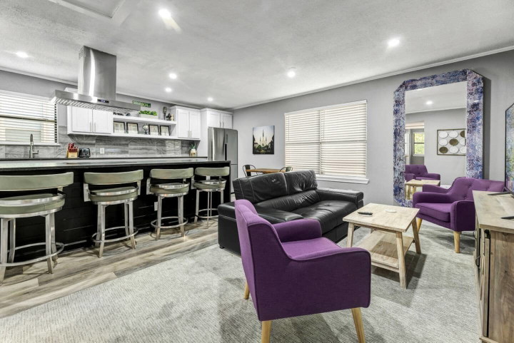 Big Easy : 2 Chambres, 2e éTage, à Pied D'a&m, Confortable - Bryan, TX
