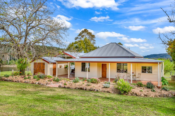 Boambee Cottage - Rural Getaway - Maitland