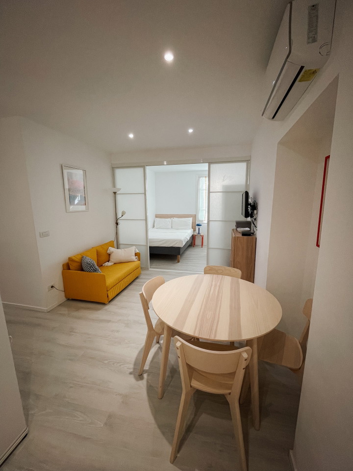 Appartement Rose à 1 Min De La Plage - Nizza