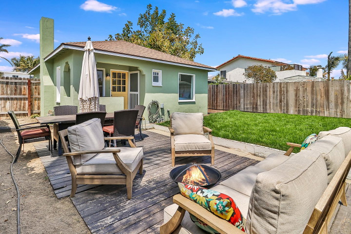Beach Bungalow-dog's Stay Free-pierpont Ventura - Ventura, CA