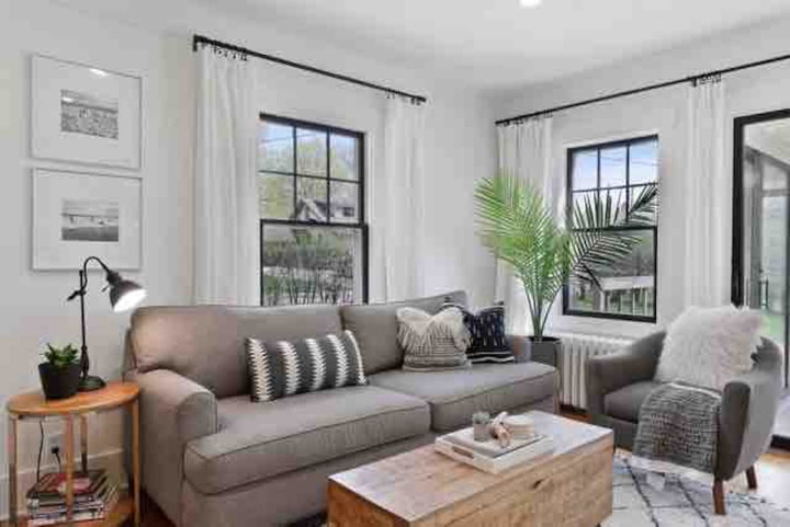 Gorgeous! Modern 3 Bed Home By Lake Mtka & Wayzata - Eden Prairie, MN