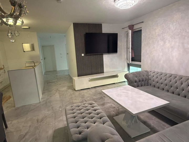 Exclusive Maisonettenwohnung Mit Sauna&whirlpool - Frankfurt