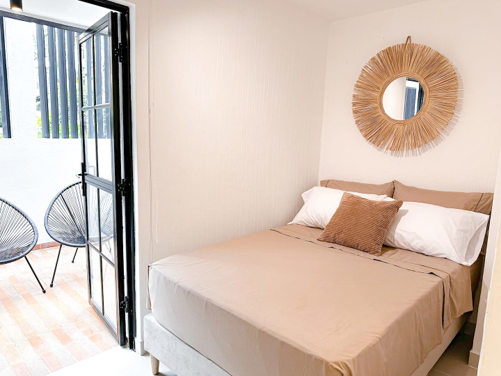 Comfy & Cozy W/ac, Fast Wifi 15 Min To Top Sights - Medellin, Antioquia, Colombia