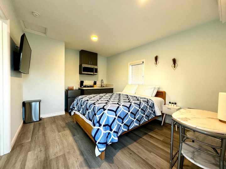 Brand New Comfortable Studio W/ Gated Free Parking - Arcadia, CA