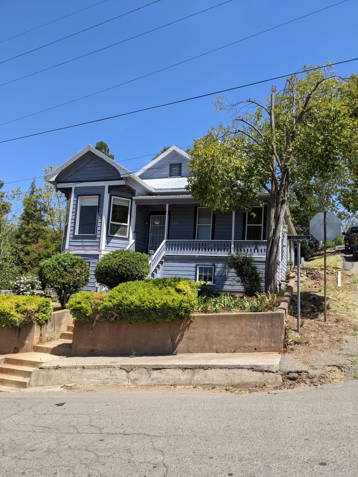 Historical Victorian With Modern Touch. Ev Charger - Sonora, CA