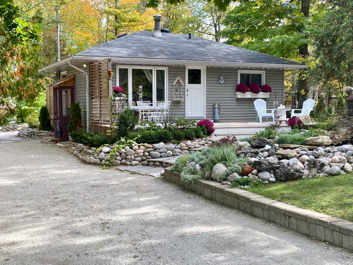 Forget Me Not Cottage - Wasaga Beach