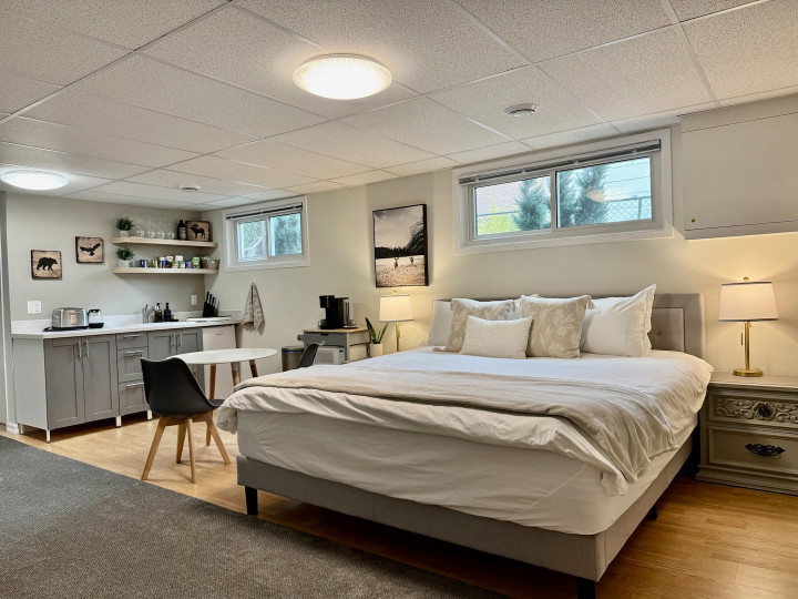 10 Min Airport 20 Min Downtown Free Parking - Mississauga