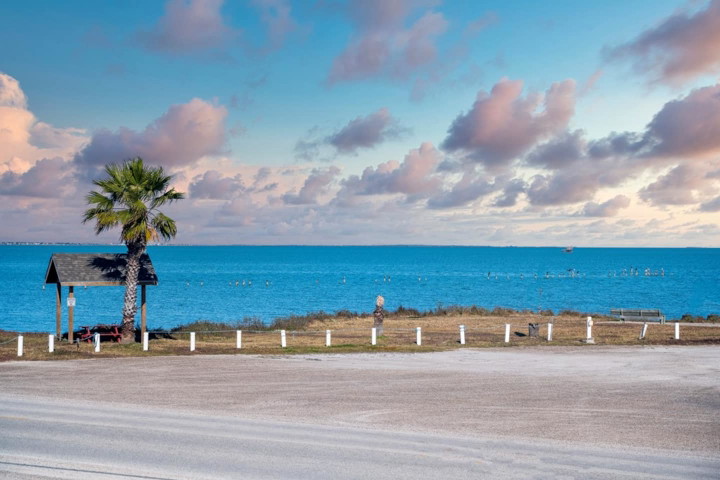 Coastal Retreat/work Remotely - Rockport, TX