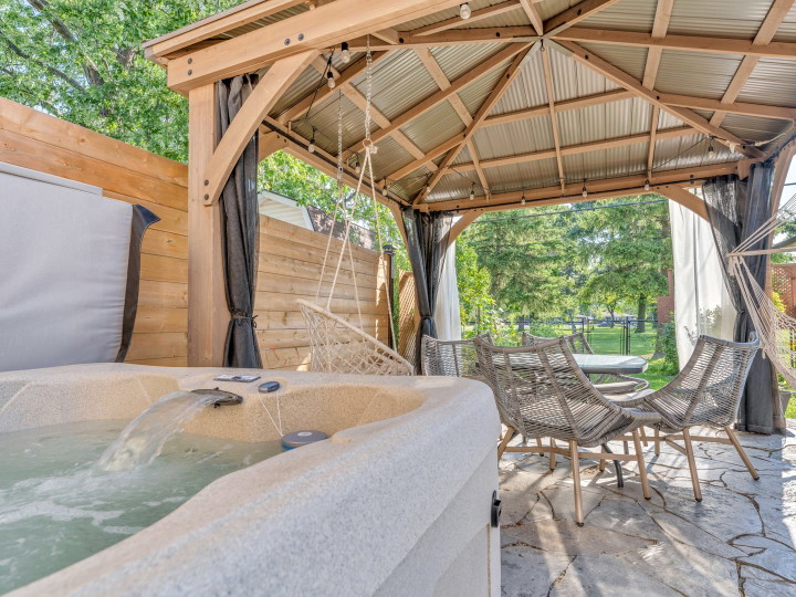 Park View Retreat With Hot Tub And King Size Bed - カナダ ウィンザー