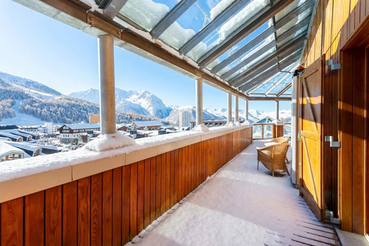 Hostdomus - Urban Villa - Sestriere