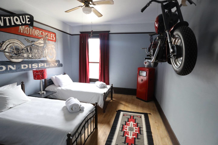 The Moto Palace - Room 5 - Bisbee, AZ