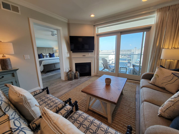 Exquisite Bay View Residence At Lighthouse Cove - Rehoboth Beach, DE