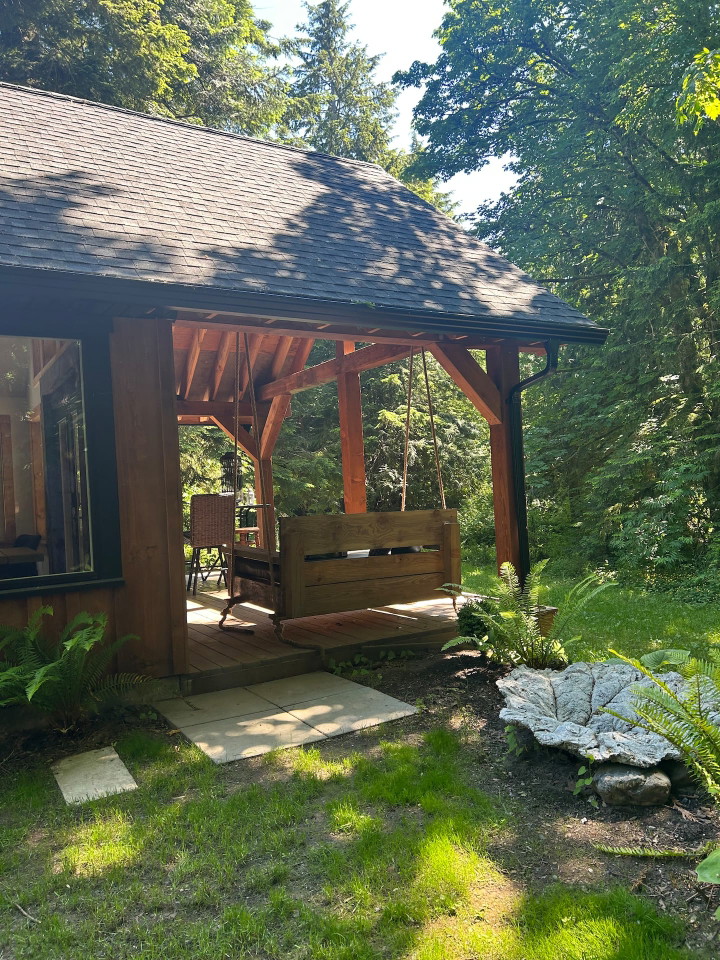 Cedar Grove Cottage - Chilliwack
