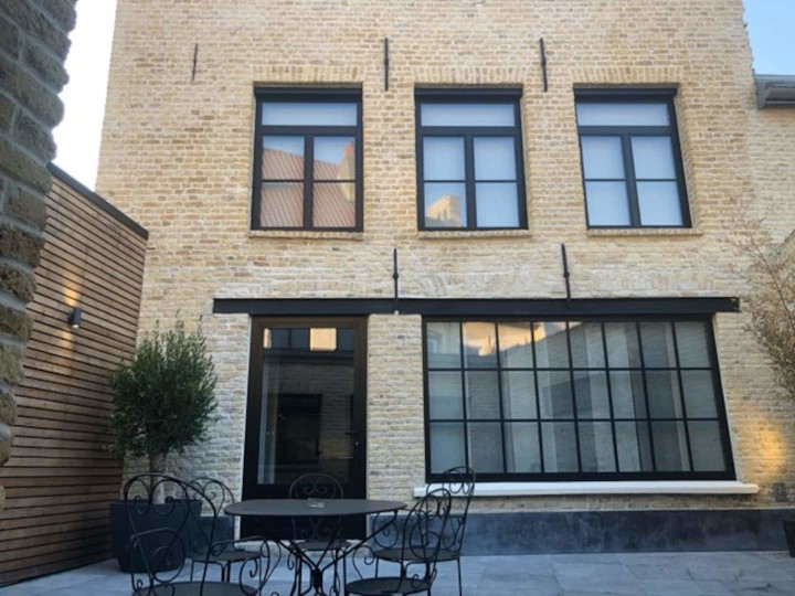 Quiet Duplex In The Heart Of Bergues. - Dunkirk