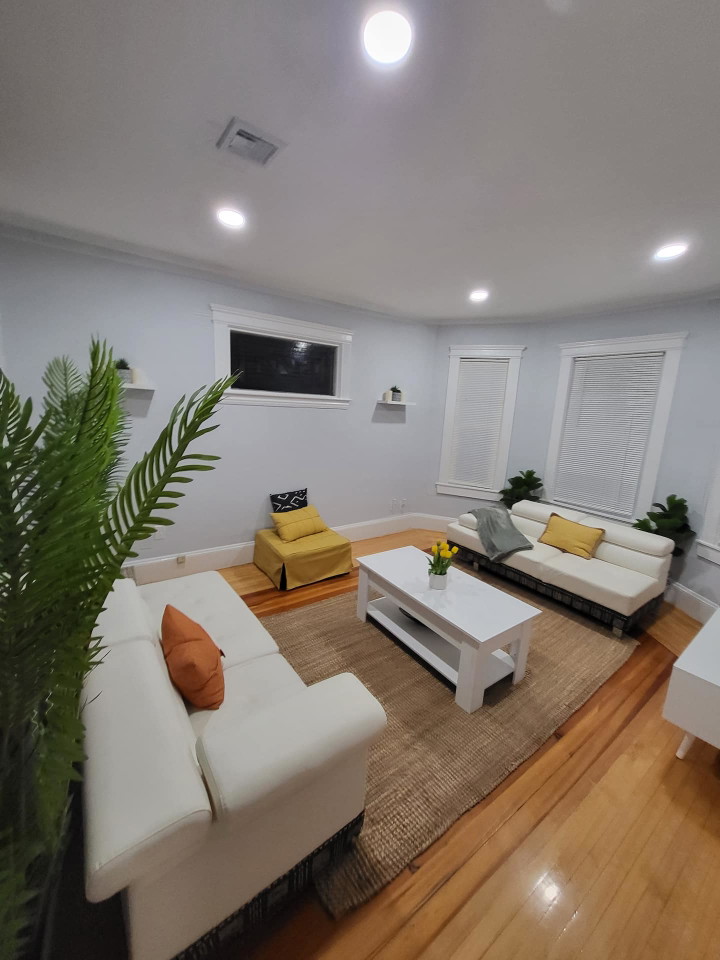 Spacious 4br/4ba  Great For Groups & Long Stays - Boston, MA