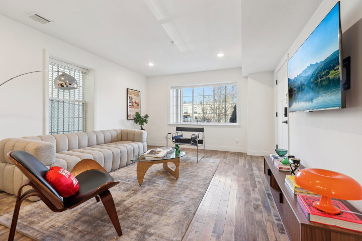 *New Chic * 3br/1ba 20 Min Nyc/10min Ewr/parking - Bloomfield, NJ