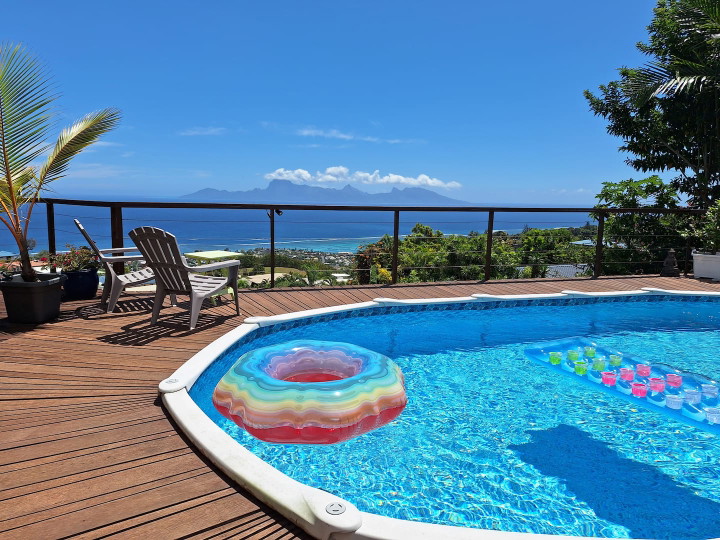 Cozy Bungalow With Exceptional Views - French Polynesia