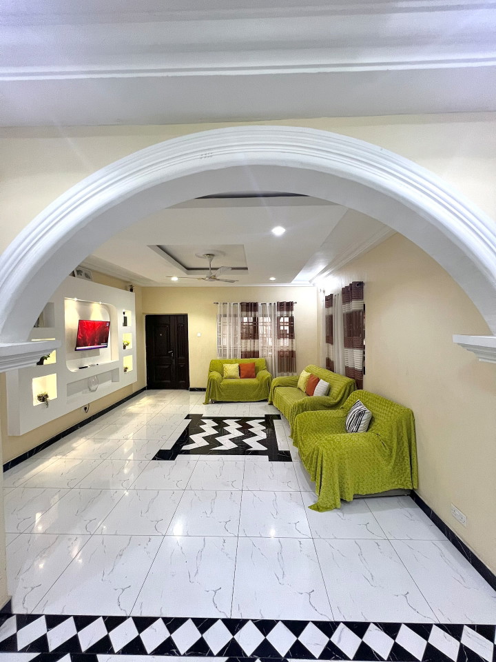 Apart B New And Private Apartment In Central Accra - Accra