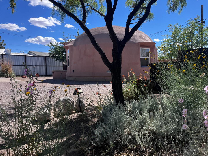 Dome · Private 108 Hot Mineral Spring · Stargazing - Truth or Consequences, NM
