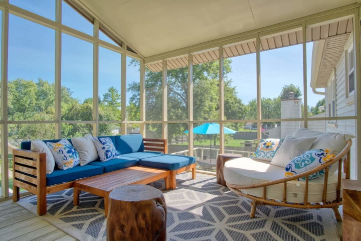 Modern-sunroom-15min To Dwntwn-grps-kids-firepit - Greenwood, IN