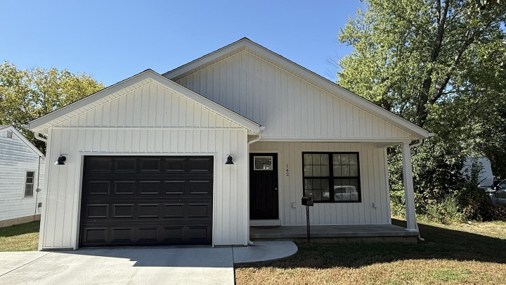Peaceful Retreat In Farmington, Mo 3br/2ba Home - Farmington, MO