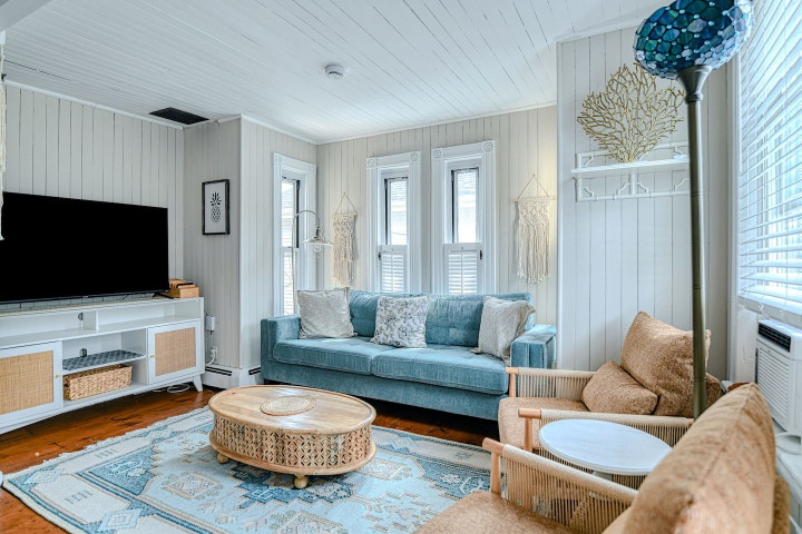 Sea Angel Victorian - Unit 3 - Asbury Park, NJ