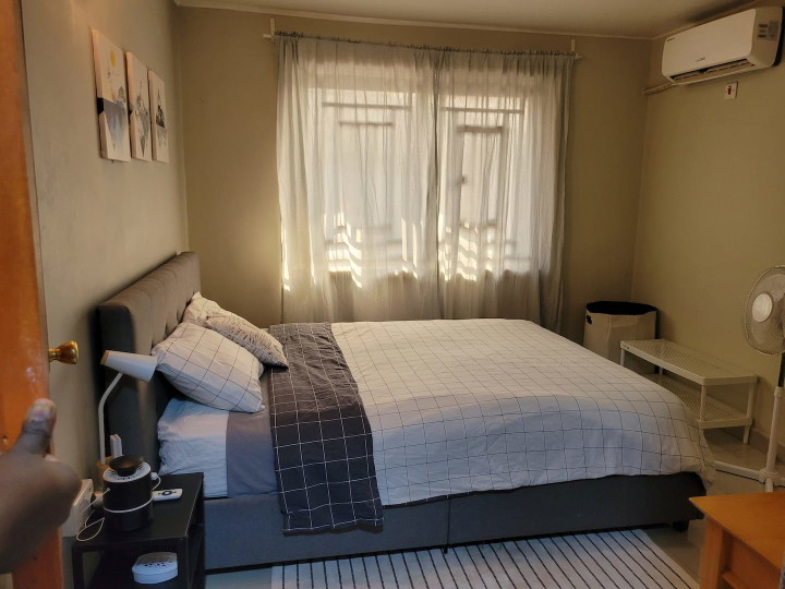 Vibrant City 1br W/ Free Wi-fi, Ac & 24/7 Power - Sierra Leone