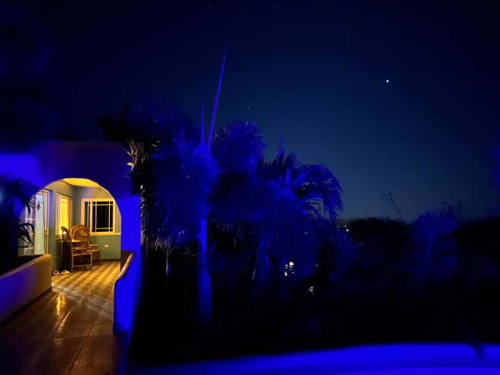 Meanttobevilla: Theoceanview (Ac) & Themango(noac) - Negril