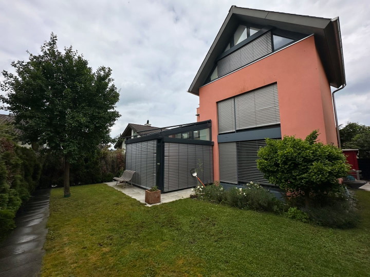 Modernes, Grosses Haus Mit 10 Betten - Bâle