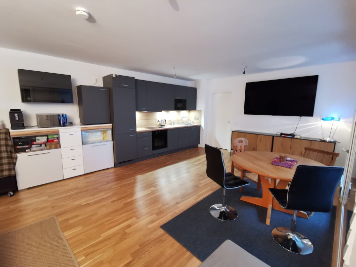 Quiet Apartment With Terrace - München