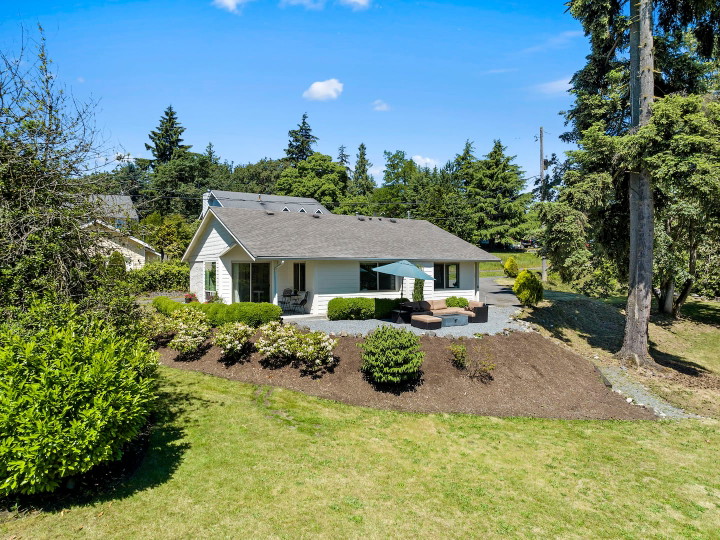 Cozy Cottage Near Airport - Renton, WA