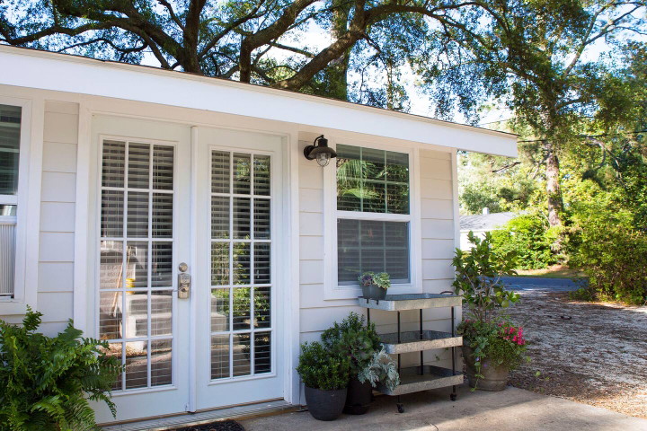 Parkwood Place Cottage - Charleston, SC