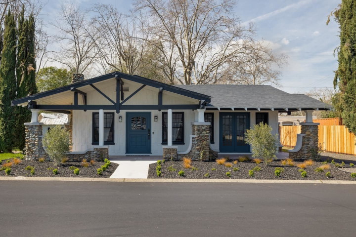 Antique Cottage In Old Roseville - Roseville, CA