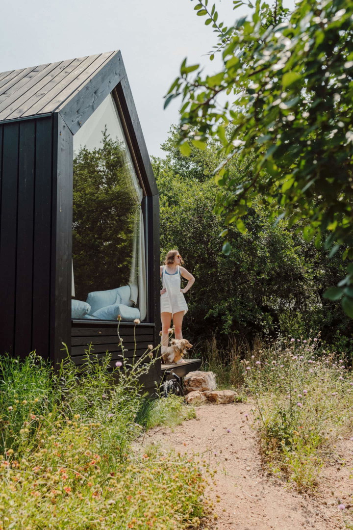 Offline Cabin  Wood-burning Hot Tub - Lake Travis, TX