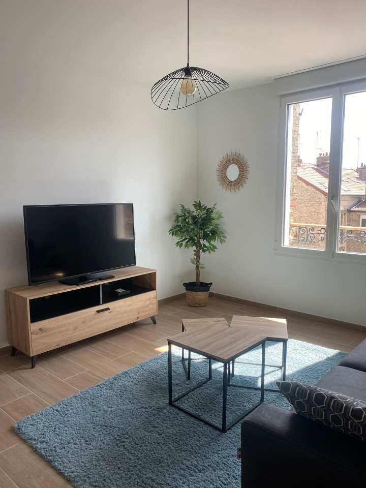 Le 202 De La Gare: New And Air-conditioned Apartment - Châlons-en-Champagne